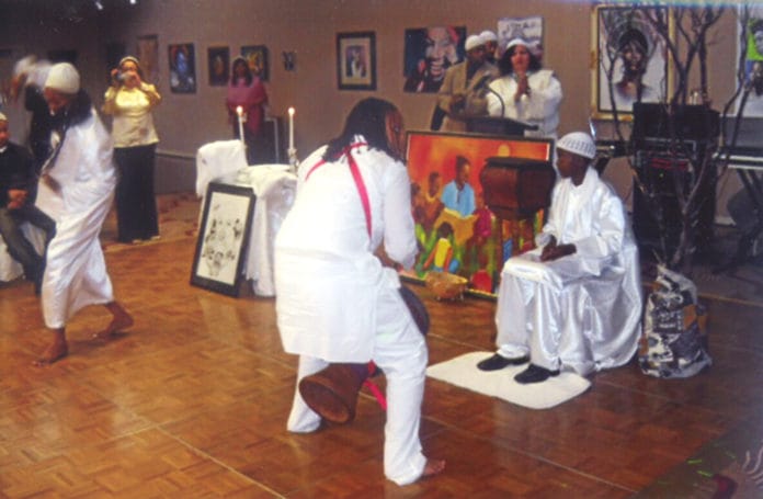 Yalani just wanted to cash his paycheck to help his mom with the rent